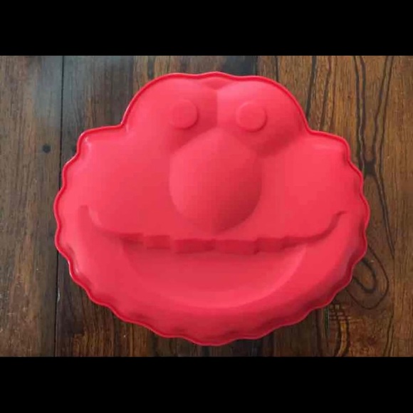 Kitchen | New Sesame Street Elmo Birthday Cake Pan Chocolate Jello Mold ...